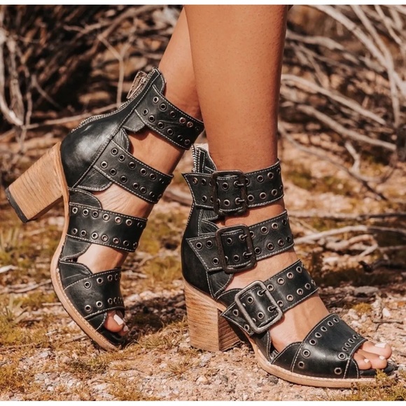 Freebird by Steven | Shoes | New Freebird By Steven Blake Leather Buckle Sandal Heels Black Sz 7 ...